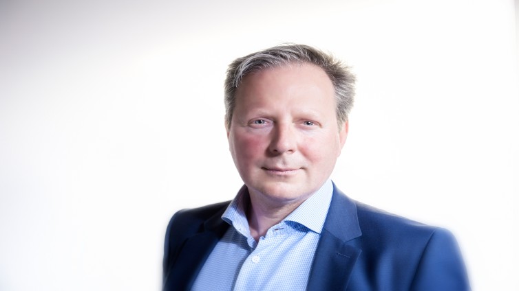 Hans ten Brinke: ‘Regie voeren op communicatie heeft nu veel meer te ...