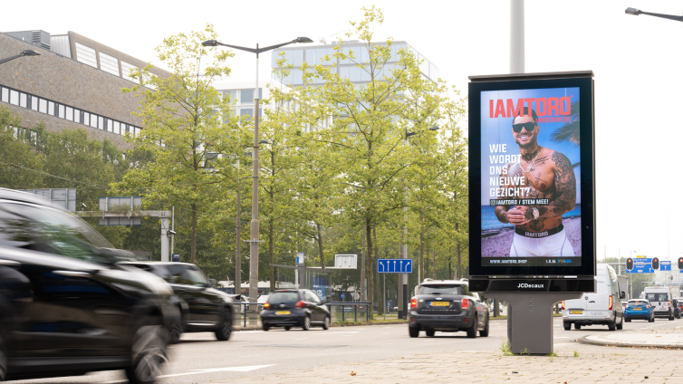 Joe Public maakt 'Britse reclame', Lebara neemt iPhone op de hak en ...