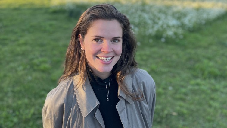 Sanne Mak (code d'azur) over hoe andersdenkenden, zoals Marieke Lucas ...